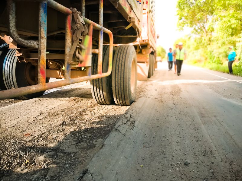 What Is an Oversized or Overweight Truckload?