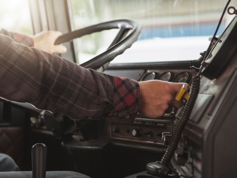 Truck Accidents Caused by Distraction from Electronic Devices