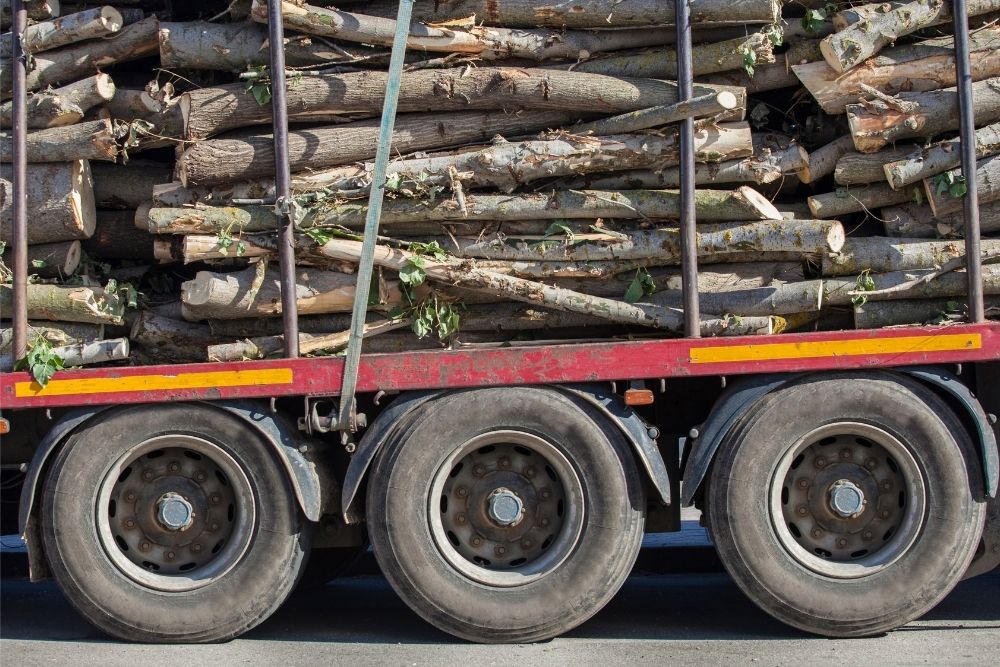 How Overloaded Trucks Cause Accidents